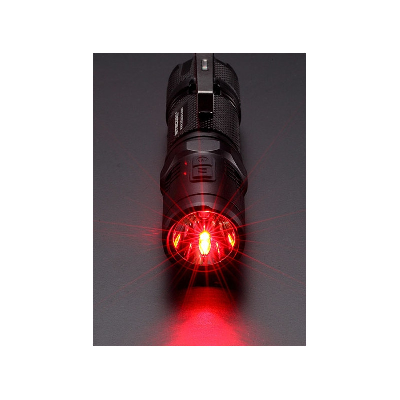 Nitecore EC21 torch
